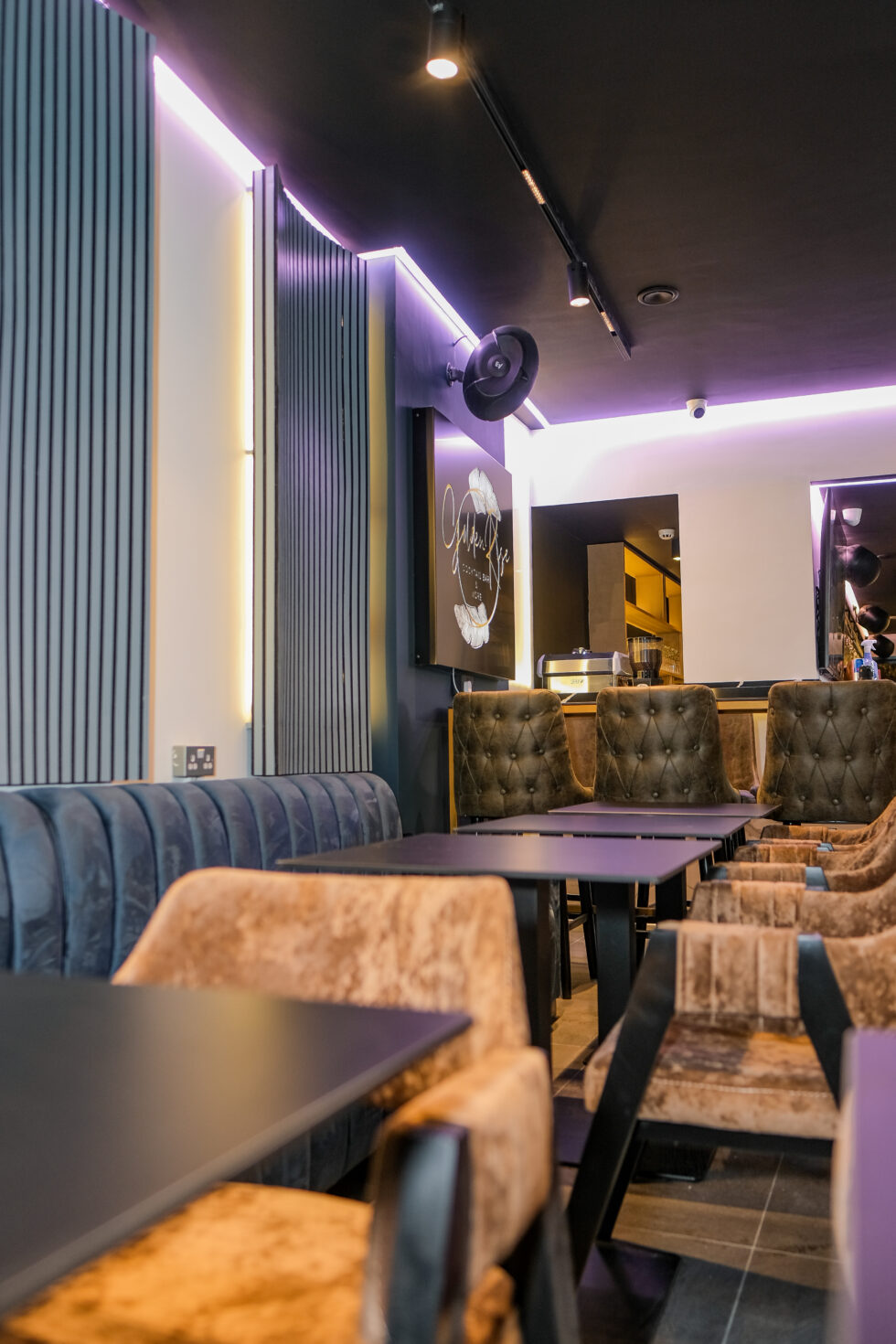 Golden Rise | Bar Restaurant Lounge